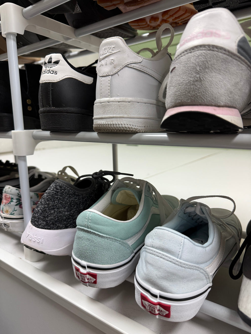 Footwear – Page 5 – Renova Consignment